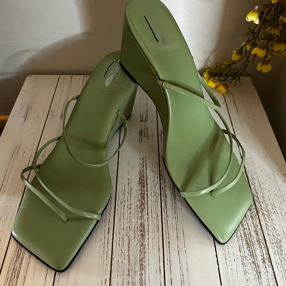 Cool Review About Jeffrey Campbell Green Sandalsfeed